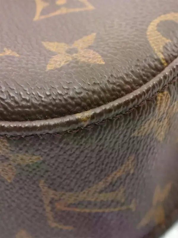 LOUIS VUITTON Saint Cloud Gm Shoulder Bag