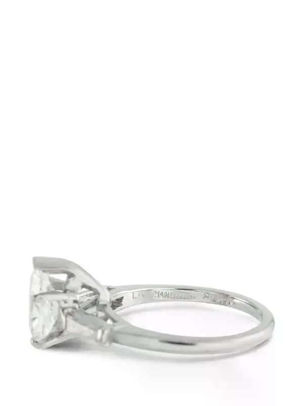 LB EXCLUSIVE Platinum Pear-cut Diamond Ring With Baguette Accents
