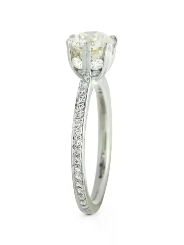 LB EXCLUSIVE Diamond Band Ring In Platinum