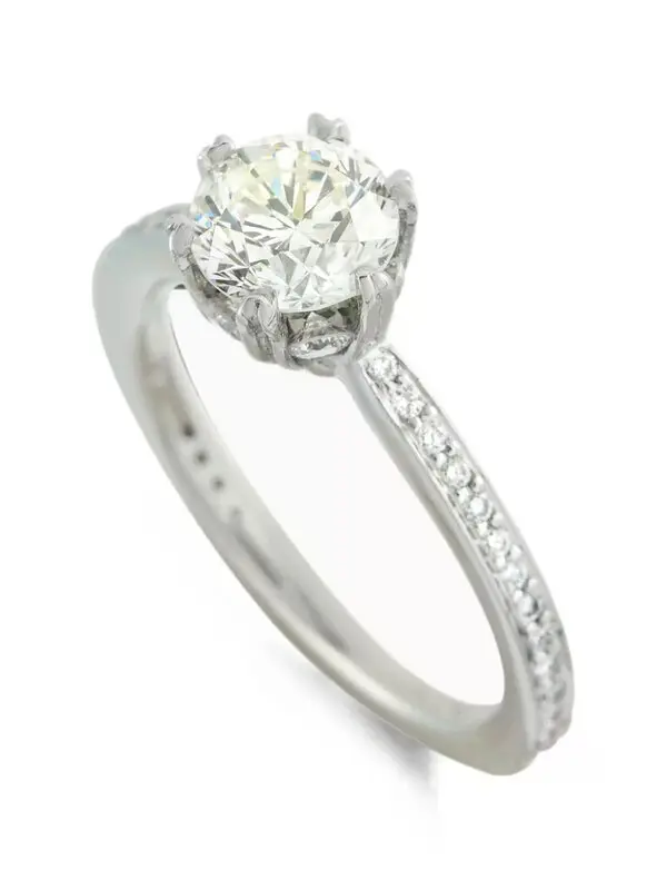 LB EXCLUSIVE Diamond Band Ring In Platinum