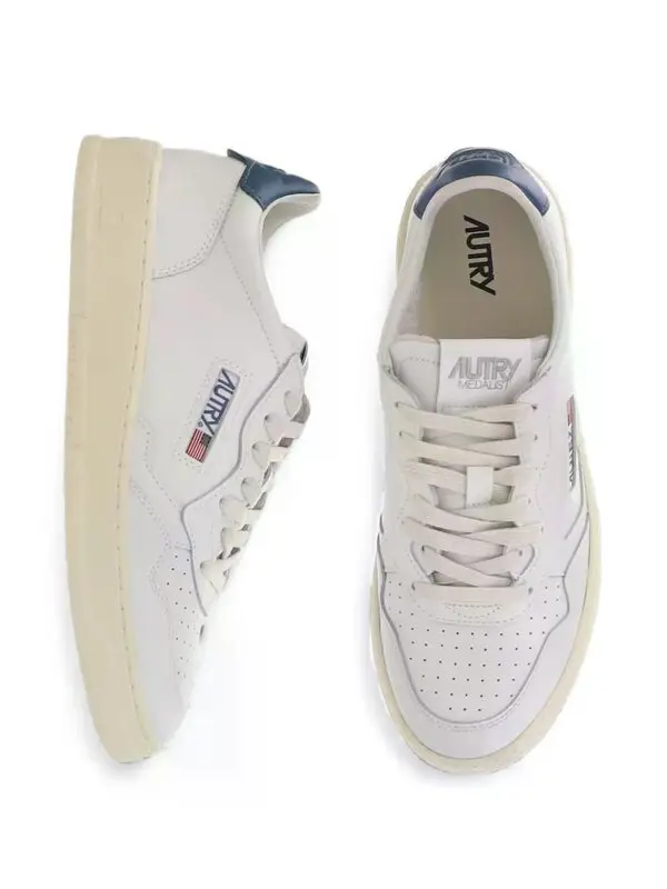 AUTRY Medalist Leather Sneakers