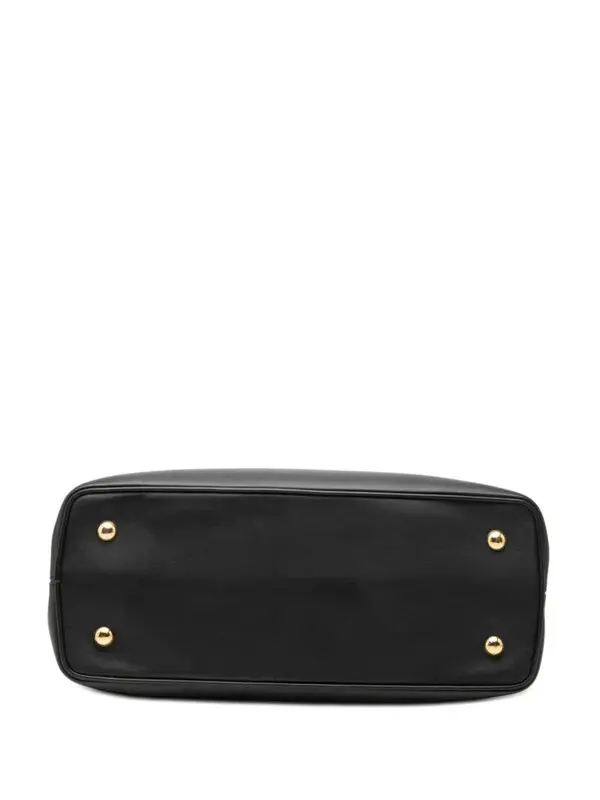 LOUIS VUITTON Capucines Souple Gm Satchel - Black