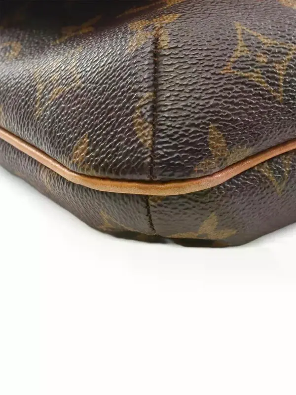LOUIS VUITTON Musette Tango Shoulder Bag