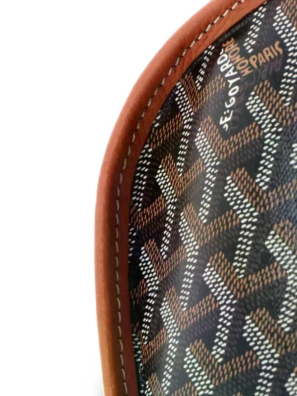 Goyard Belvedere Iii Messenger Bag - Brown
