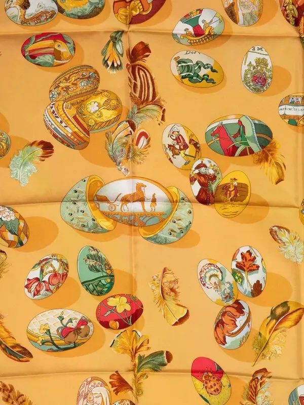 Hermès 20th Century Couvee D Silk Scarf 90 Scarves