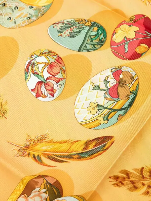 Hermès 20th Century Couvee D Silk Scarf 90 Scarves