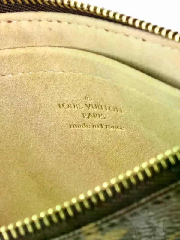 LOUIS VUITTON Monogram Canvas Pochette Clutch