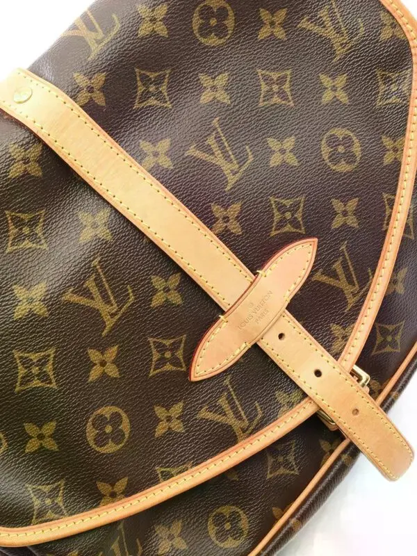 LOUIS VUITTON Monogram Saumur Mm Shoulder Bag - Brown