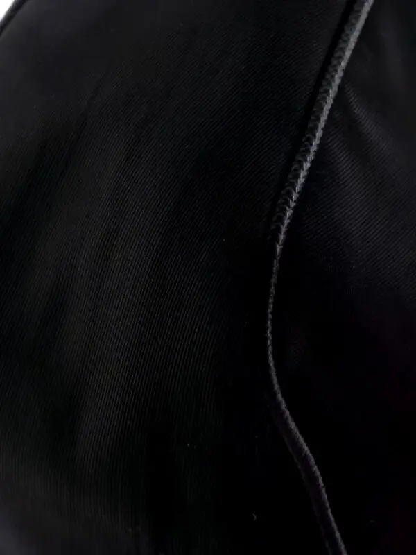 Prada Re-edition 2005 Shoulder Bag - Black