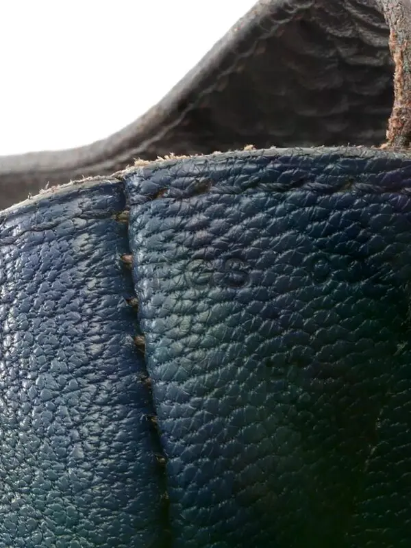 Hermès Steep Caporal 27 Shoulder Bag