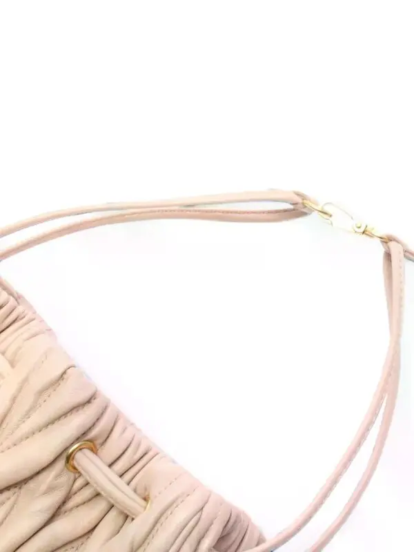 Miu Miu Matelassé Shoulder Bag - Pink