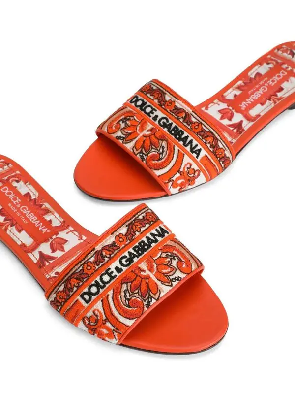 Dolce & Gabbana Slippers With Majolica Embroidery - Multicolor