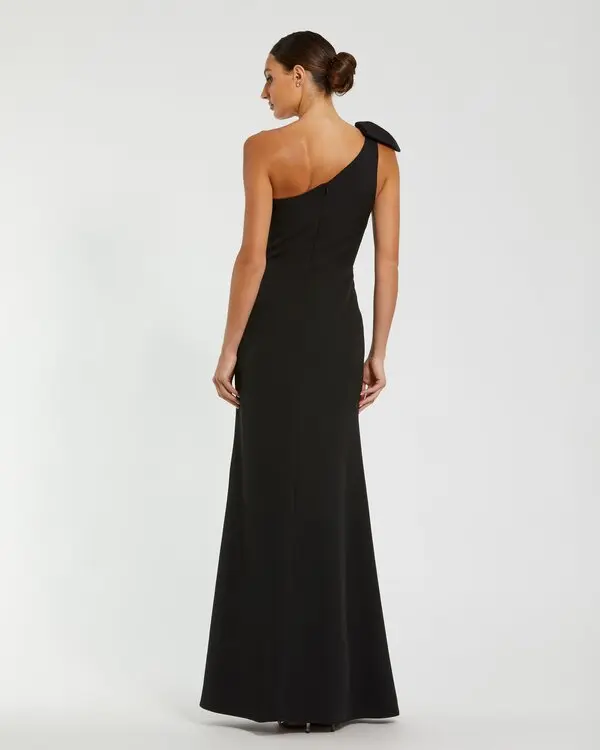 Mac Duggal Petite Crepe One-shoulder Evening Gown With Bow Detail - Black