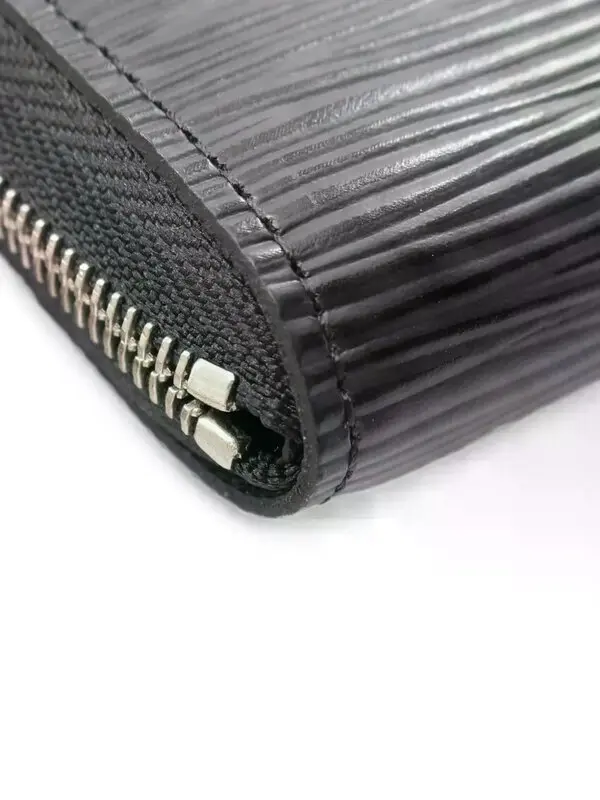 LOUIS VUITTON 2021s Zippy Épi Wallet