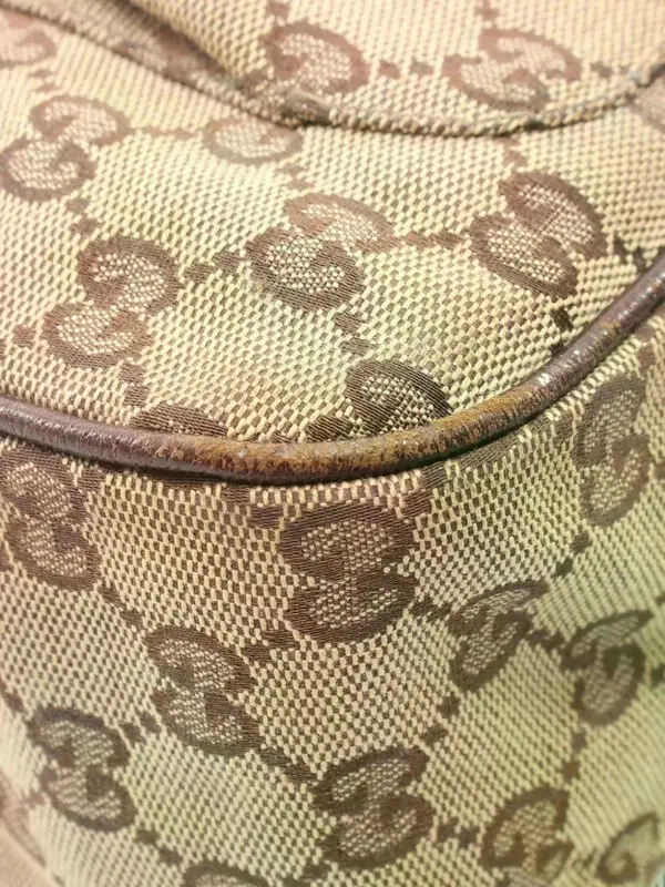 Gucci Gg Canvas Shoulder Bag
