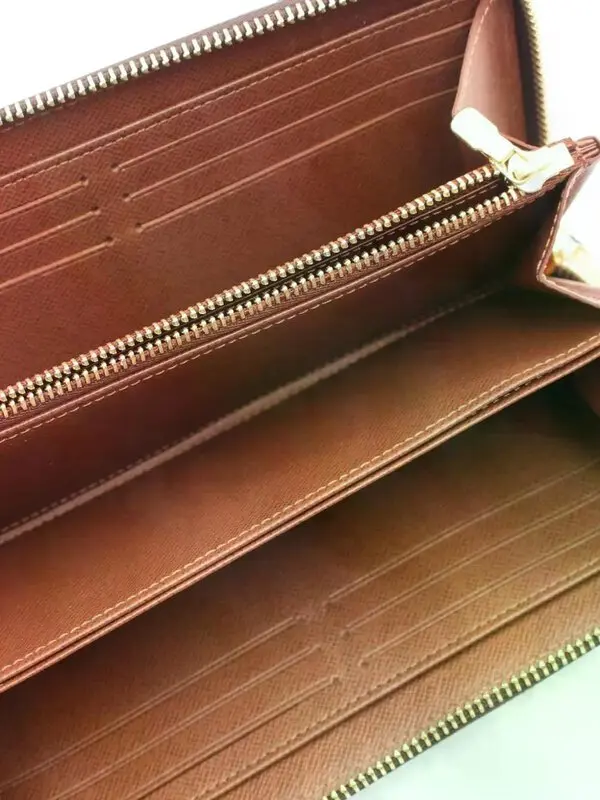 LOUIS VUITTON 2021s Zippy Monogram Wallet - Brown