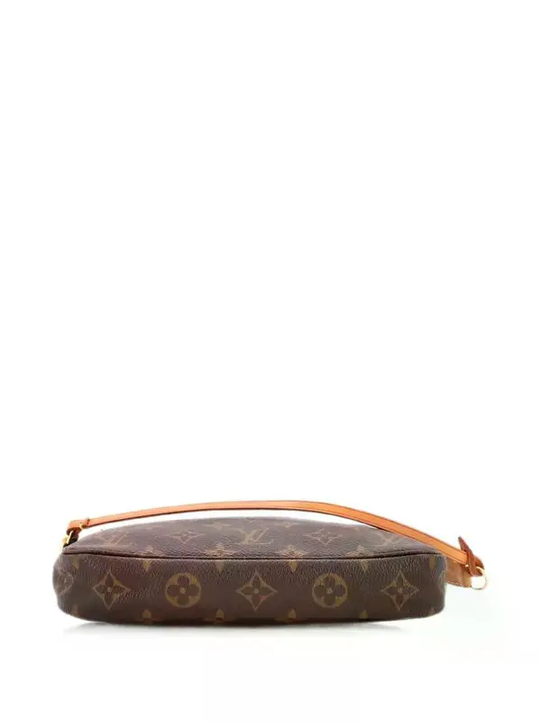 LOUIS VUITTON Pochette Accessoires Monogram Canvas Clutch Bag
