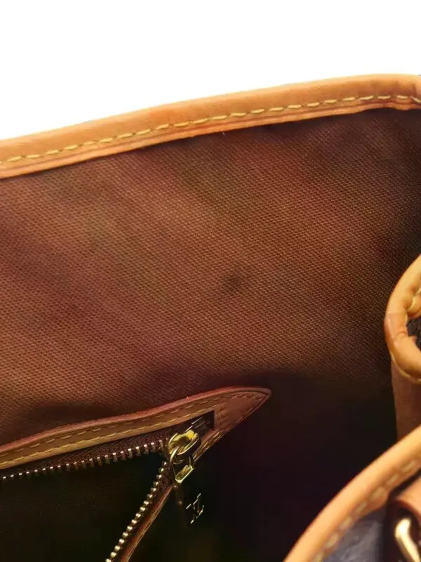 LOUIS VUITTON Monogram Batignolles Horizontal Shoulder Bag