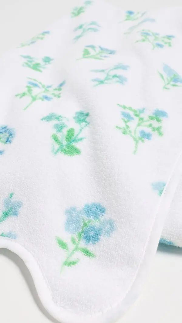 WEEZIE Floral Scallop Bath Towel