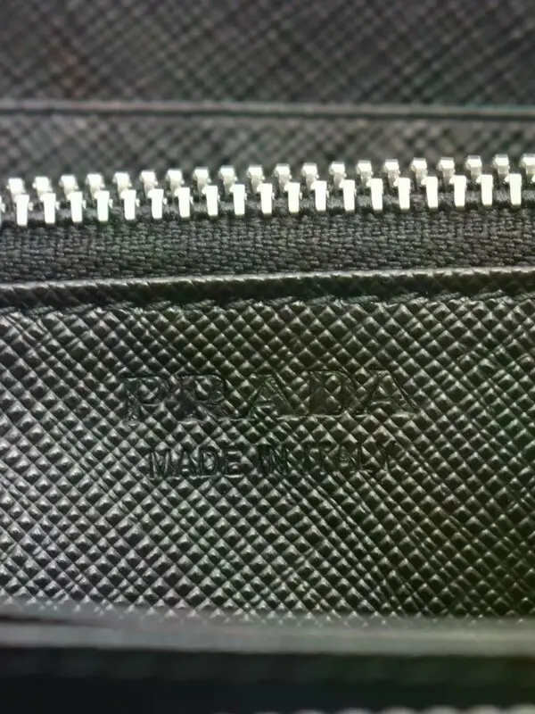 Prada 2010s Saffiano-leather Wallet