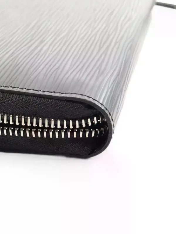 LOUIS VUITTON 2013 Zippy Wallet