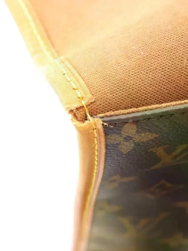 LOUIS VUITTON Beverly Monogram Tote Bag