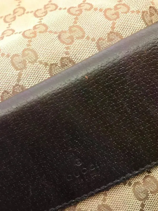 Gucci Gg Canvas Shoulder Bag