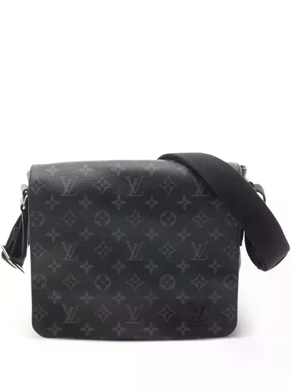 LOUIS VUITTON District Pm Messenger Bag - Black