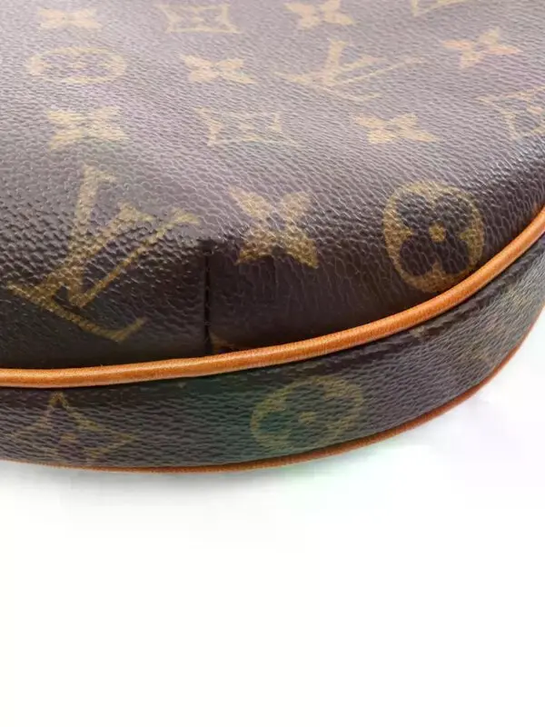LOUIS VUITTON Monogram Croissant Shoulder Bag
