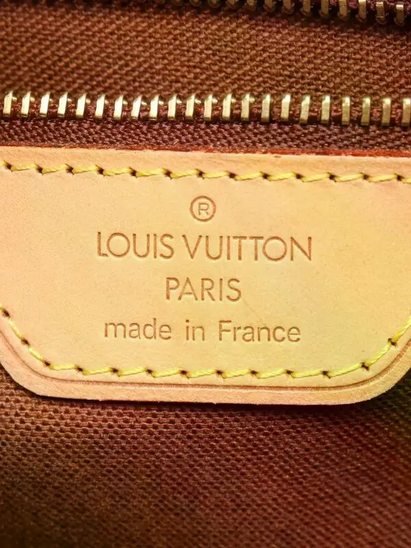 LOUIS VUITTON Monogram Vivian Gm Tote Bag