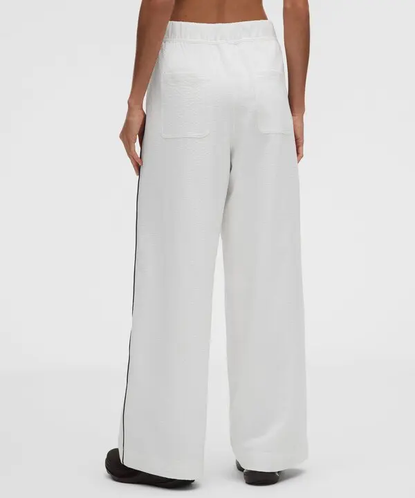 Lululemon Seersucker Wovenair High-rise Pleated Pant - White/white