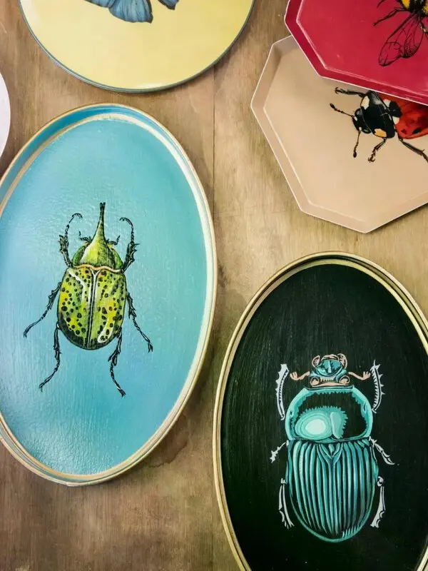 LES-OTTOMANS Beetle-print Oval Tray