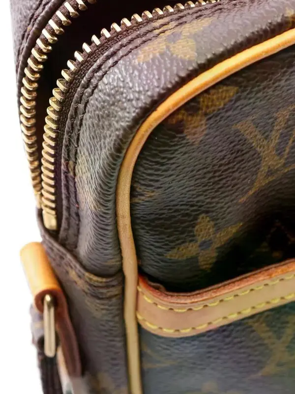 LOUIS VUITTON 2002 Danube Monogram Shoulder Bag