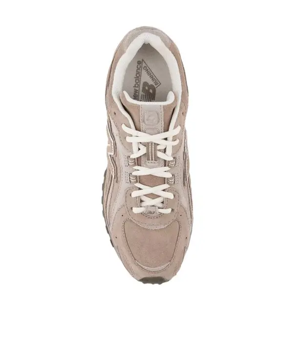 NEW BALANCE 204l Lace-up Sneakers - Nude
