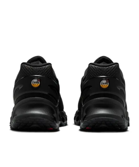 Nike Max Dn8 Shoes
