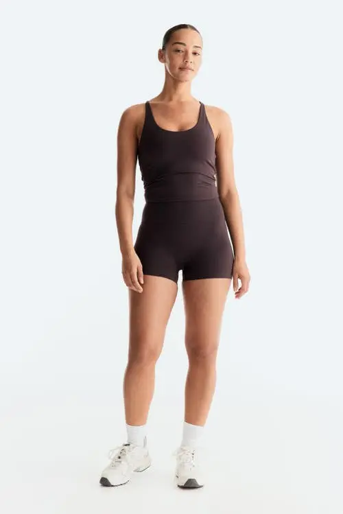 H&m Sports Sculptmove Hotpants - Plum