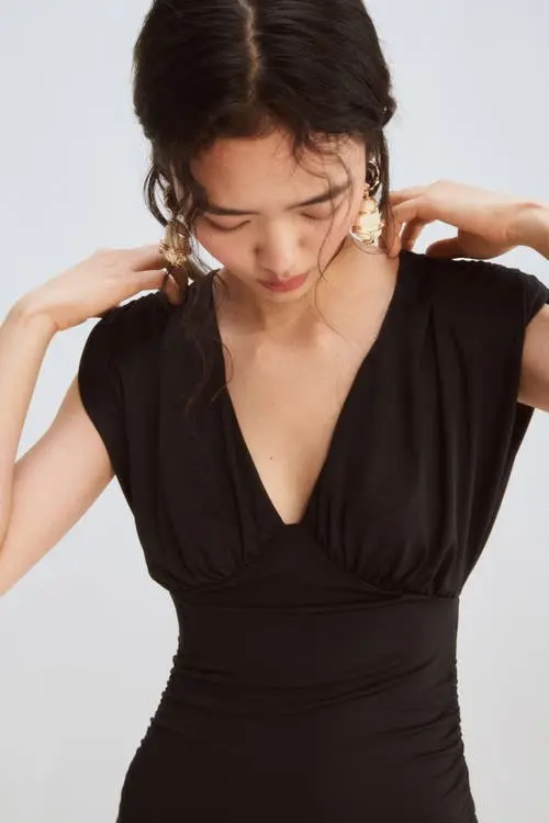H&m Jersey V-neck Sleeveless Mini Dress With Shoulder Pads
