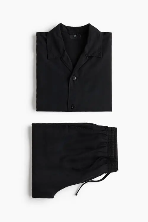 H&m Two-piece Lyocell Resort Set With Printed Shirt And Shorts - Black