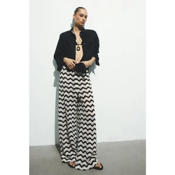 H&m Textured-knit Wide-leg Trousers - Black/zigzag Pattern