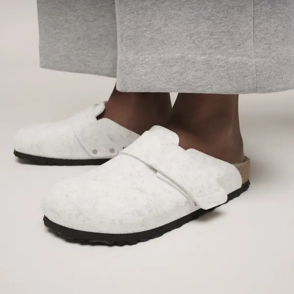 BIRKENSTOCK Loma Shearling Felt Clogs - Oyster