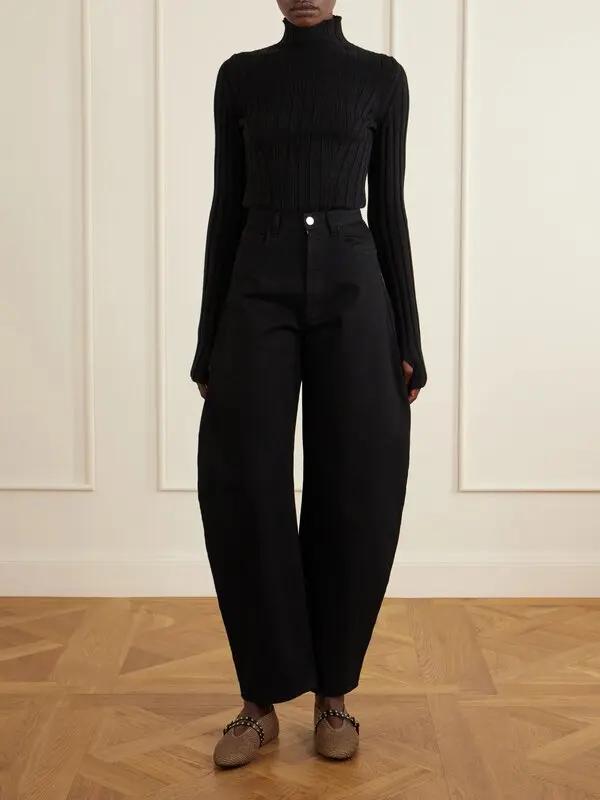 Alaïa Raffia Ballet Flats With Leather Straps