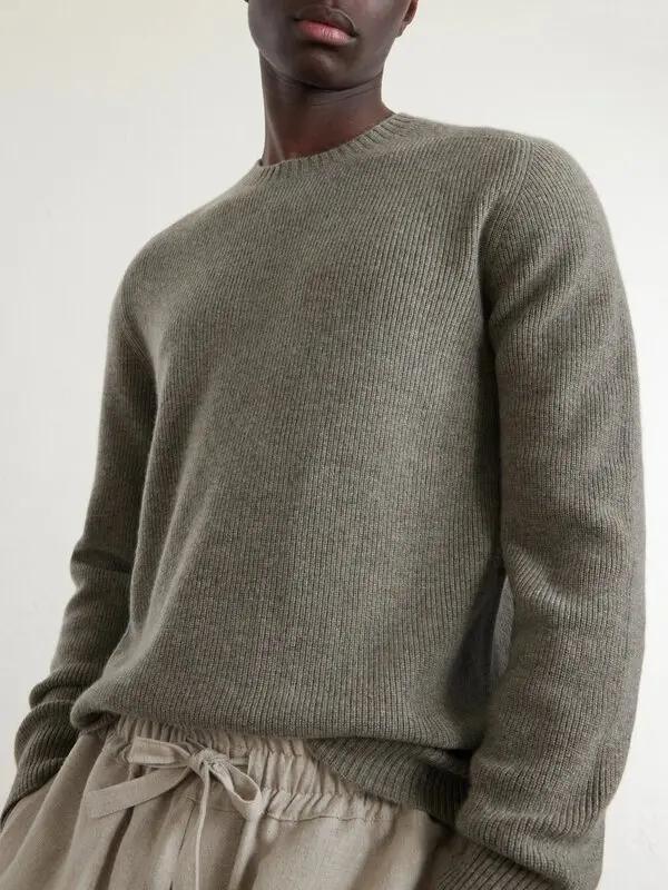 N.peal Organic Cashmere Raglan Crewneck Sweatshirt