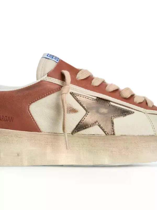 GOLDEN GOOSE Stardan Star-patch Sneakers - Neutrals
