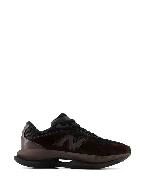 NEW BALANCE Panelled Sneakers - Brown