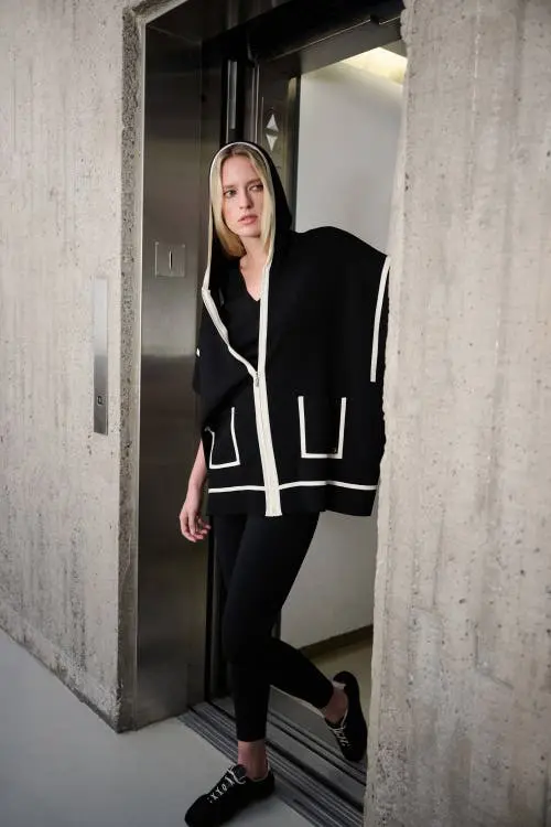 Joseph Ribkoff Dry Viscose Hooded Boxy Jacket