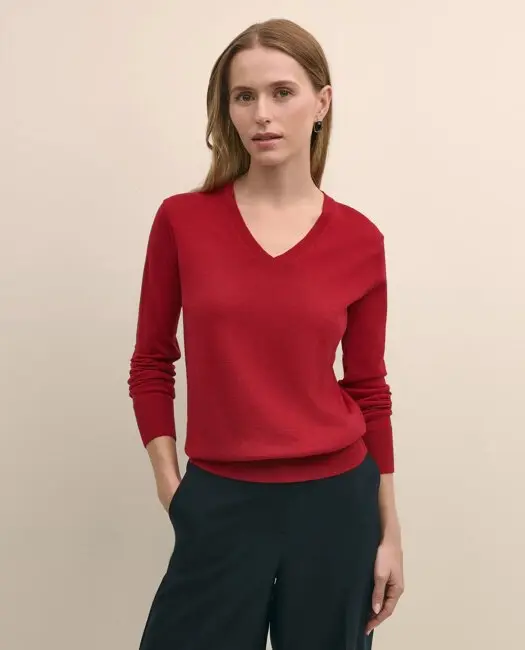 Brooks Brothers Ultimate Merino Wool V-neck Sweater | | Medium - Red