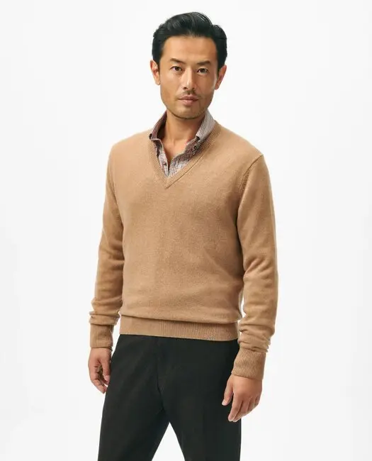 Brooks Brothers 3-ply Cashmere V-neck Sweater - Brown