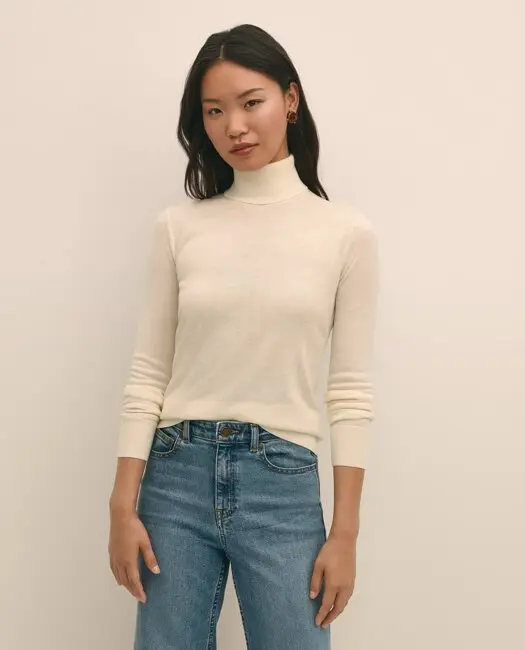 Brooks Brothers Ultimate Merino Wool Turtleneck Sweater | | Medium - Ivory