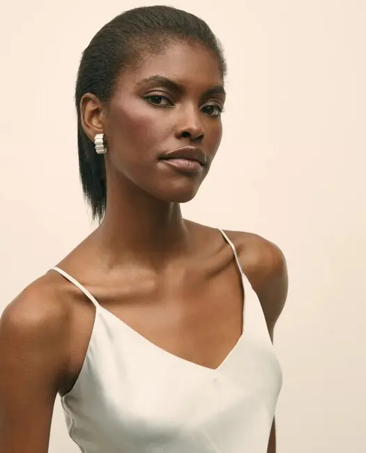 Brooks Brothers S V-neck Camisole In Washable Silk Charmeuse - Light Grey