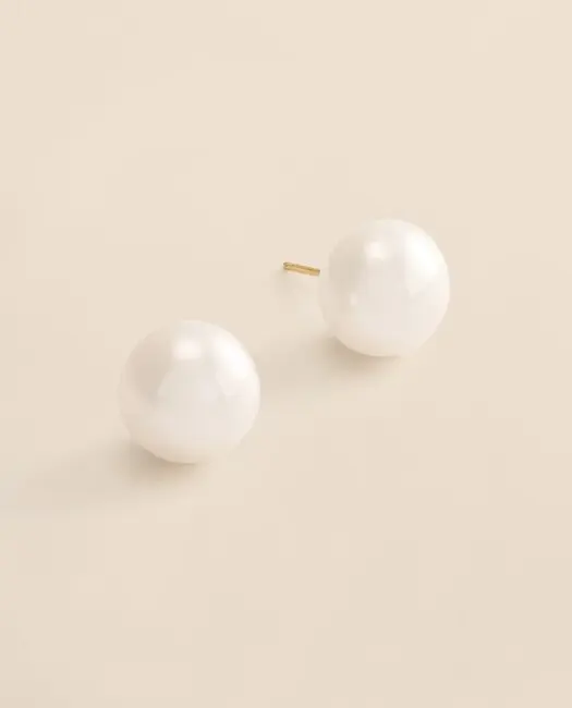 Brooks Brothers 14k Gold Pearl And Diamond Stud Earrings - White